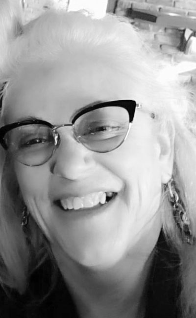 Helen Holt's Instagram, Twitter & Facebook on IDCrawl